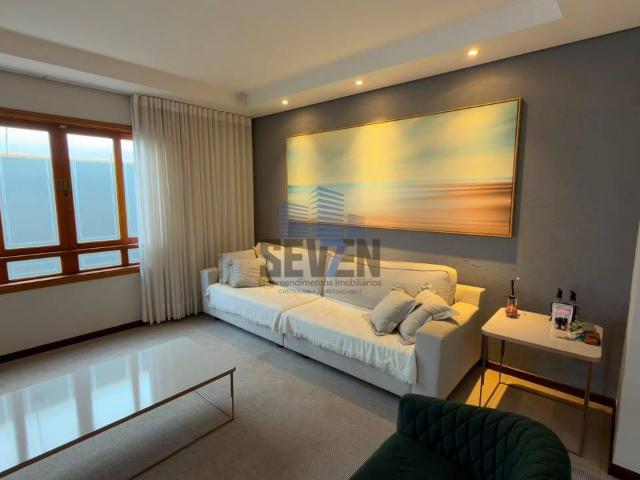 Sobre casa com 213 m² para alugar ou à venda em Bauru SP