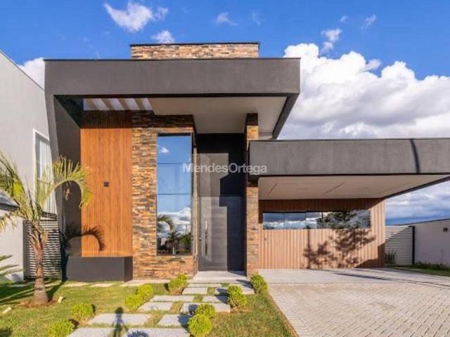 Sobre casa com 230 m² para alugar ou à venda em Votorantim SP
