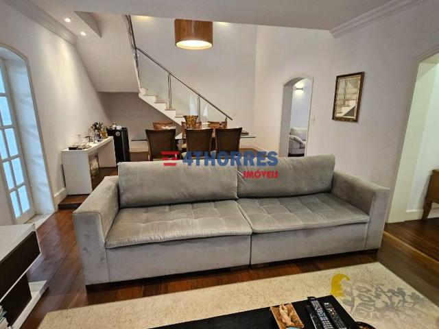 Sobre casa com 280 m² para alugar ou à venda em São Paulo SP