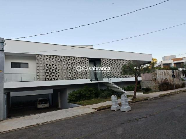 Sobre casa com 302 m² em Votorantim SP