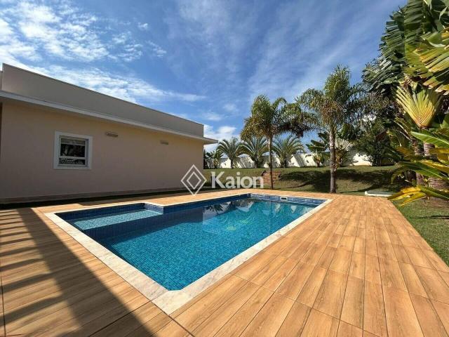 Sobre casa com 302 m² em Itu SP