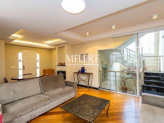 Sobre casa com 302 m² para alugar ou à venda em Curitiba PR