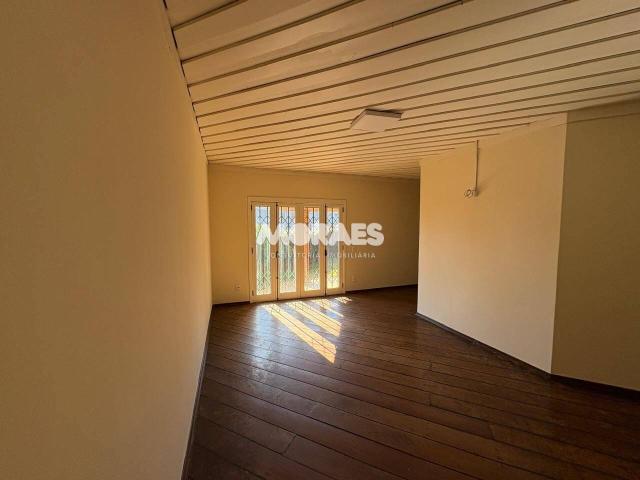 Sobre casa com 310 m² em Agudos SP