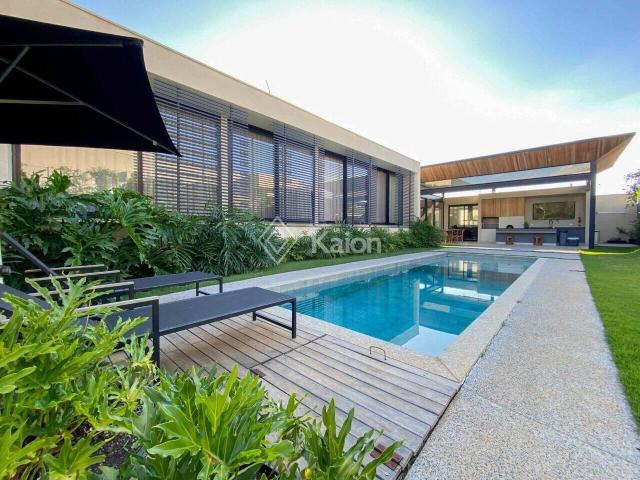 Sobre casa com 350 m² em Itu SP