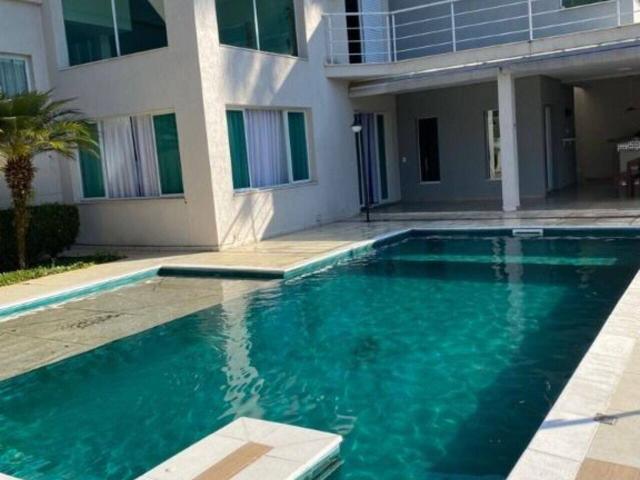 Sobre casa com 375 m² para alugar ou à venda em Cotia SP