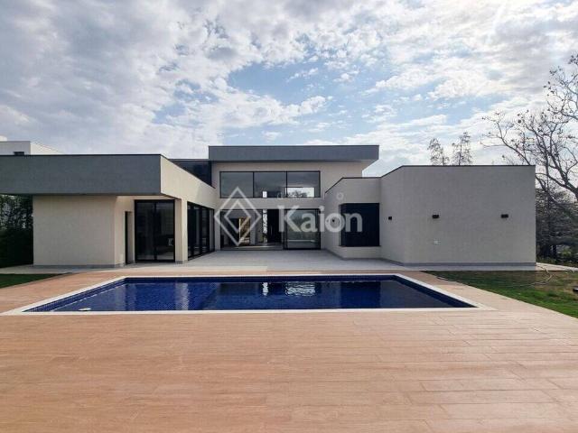 Sobre casa com 380 m² em Itu SP