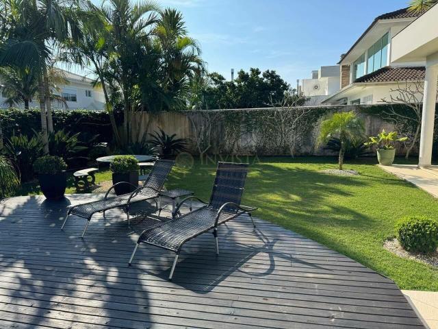 Sobre casa em Florianópolis SC