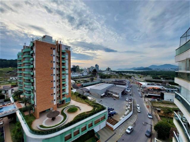 Sobre cobertura com 166 m² em Florianópolis SC