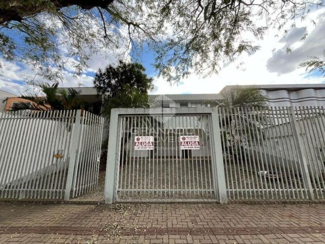 Sobre sobrado com 186 m² para alugar ou à venda em Maringá PR