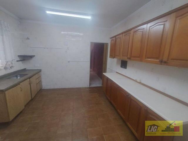 Sobre sobrado com 326 m² para alugar ou à venda em São Paulo SP