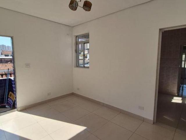 Sobrecasa de 80 m² para venda e locação na Vila Ipojuca