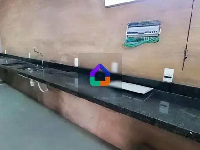 Sobreloja 1⁰ locação em Rocha Miranda