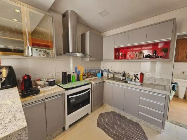 Sobreloja com 3 quartos à venda, 140 m² por R$ 720.000 Jardim Fregadolli Maringá/PR