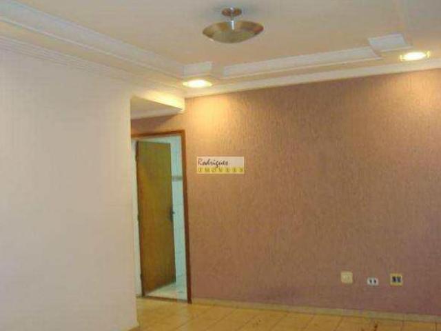 Sobrep baixa 3 dorms, suíte, duas vagas, Vila Valença, SV