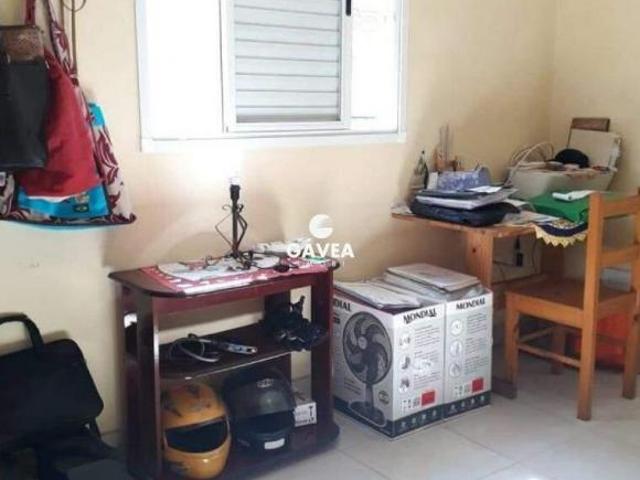 Sobreposta alta à venda com 3 dormitórios no Bairro Vila Voturuá na cidade de São Vicente!