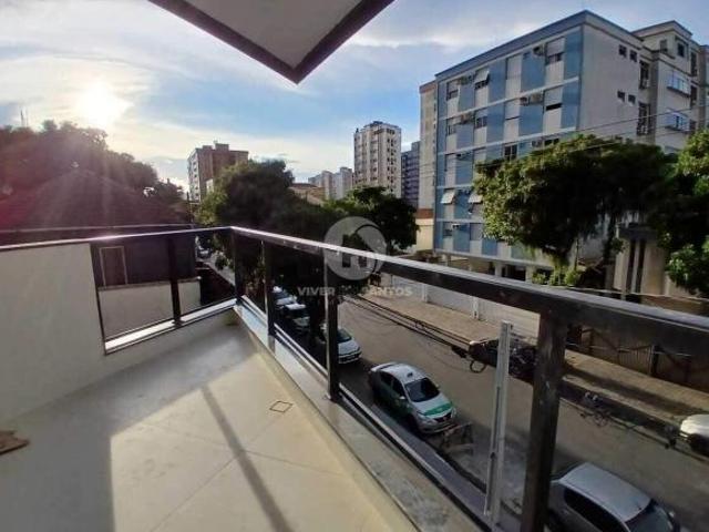 Sobreposta com 3 dormitórios à venda no Embaré