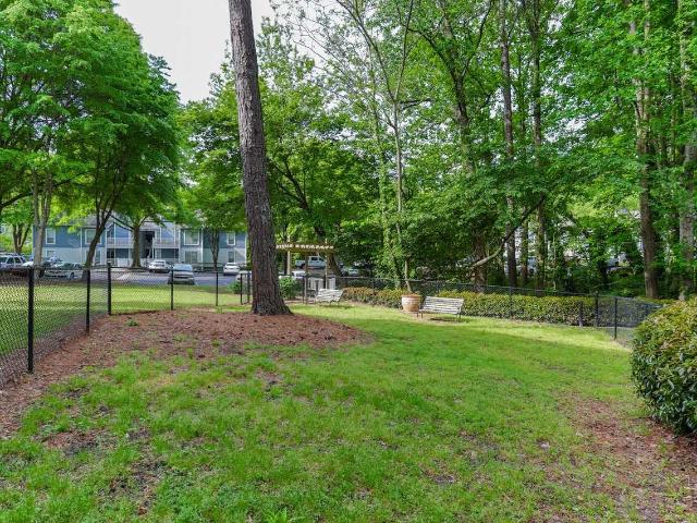 SoCo Apartments at Vinings 2 Bedroom Apartment for Rent at 4098 S Cobb Dr Se, Smyrna, GA 30080