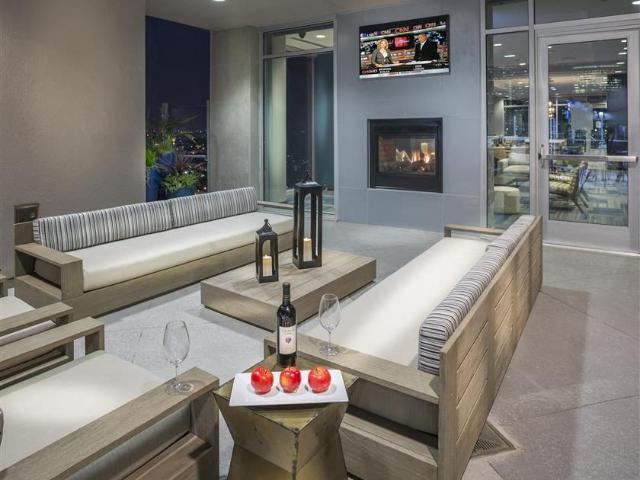 SoDo Main South Tower 1 Bedroom Apartment for Rent at 1725 Main St, Houston, TX 77002 Downtown Houston