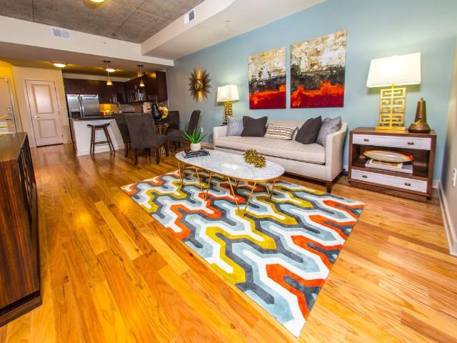 SoDo Houston North Tower 3 Bedroom Apartment for Rent at 1625 Main St, Houston, TX 77002 Downtown Houston