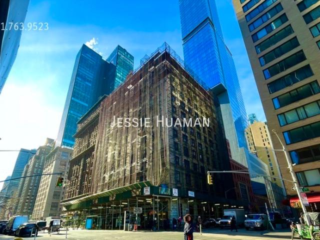 Soft Ambient Lit 2BR in a Prewar Doorman Building | Midtown