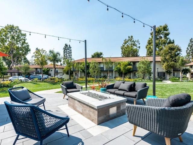 Sofi Ventura 2 Bedroom Apartment for Rent at 6250 Telegraph Rd, Ventura, CA 93003