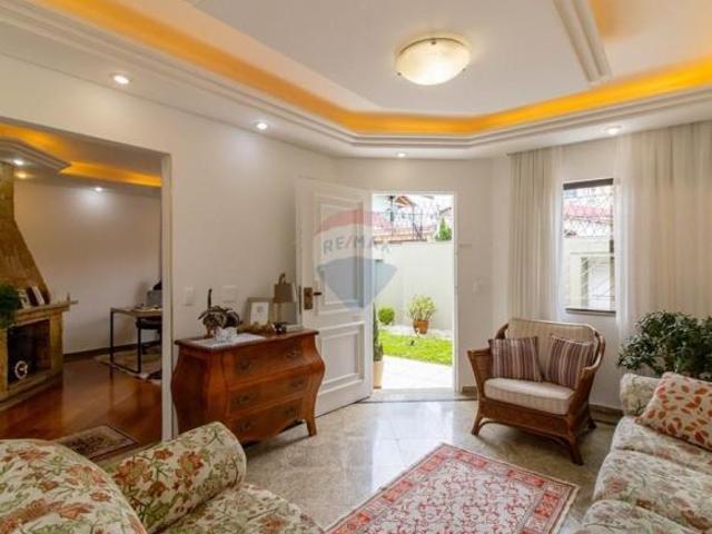 Sofisticação, Conforto e Lazer em Casa de Alto Padrão na Vila Rosália