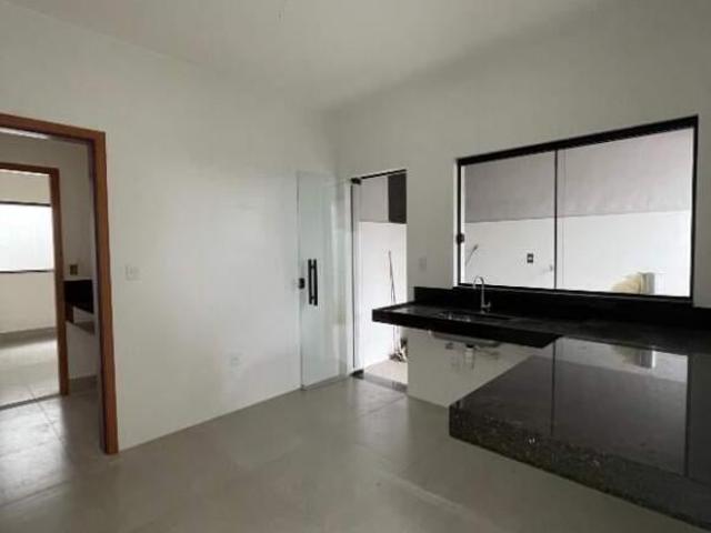 Sofisticação e Conforto no Novo Campinho: Casa Moderna com 3 Quartos e Acabamento de Alto Padrão