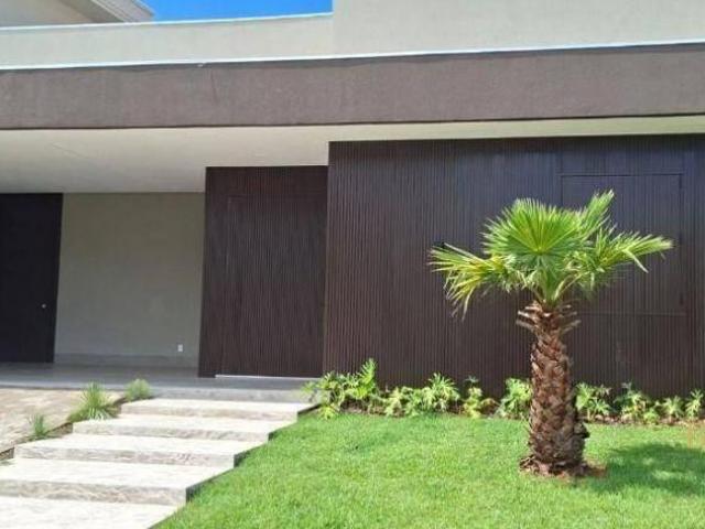 Sofisticação em Cada Detalhe – Casa Térrea Exclusiva no Condomínio Villa Jardim