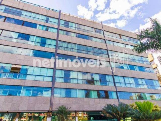 Sofisticação, Espaço e Exclusividade no Edifício Água Marinha | 160 m²