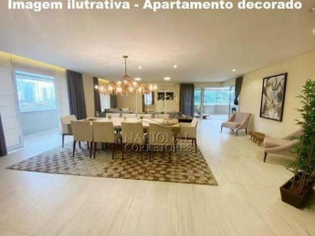 Sofisticado apartamento à venda no Condomínio Edifício Green Residence no Campestre com 4 suítes e 5