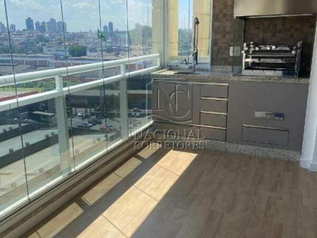 Sofisticado apartamento à venda no Condomínio Paris no Centro, com porteira fechada e lazer completo