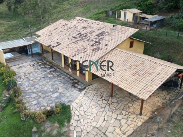 Sofisticado Sitio Haras de 27 000 m² em Rio Piracicaba MG