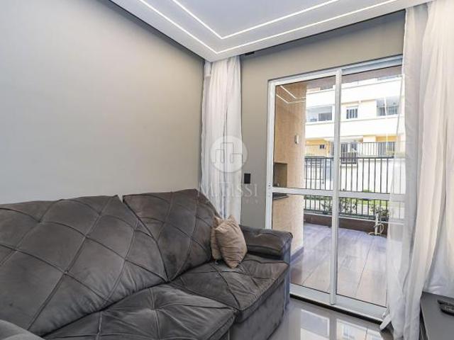 Apartamento à venda no Capão Raso
