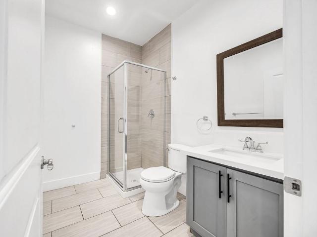 Soho Partners 1235 1 Bedroom Apartment for Rent at 1235 W 37th Pl, Los Angeles, CA 90007 Congress North