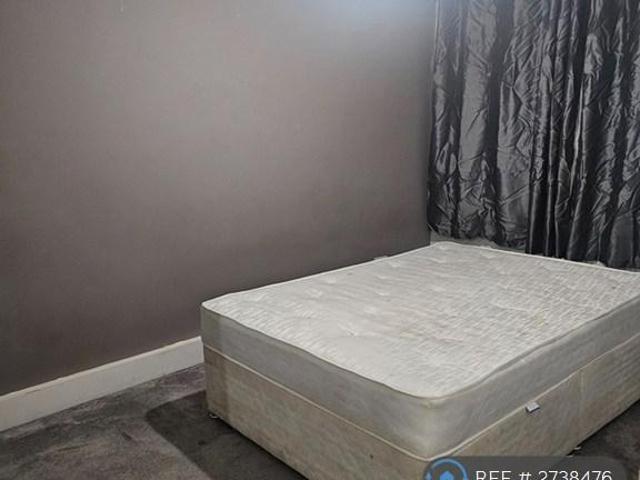 Solway Close, Hounslow, TW4 2 bed maisonette to rent £1,950 pcm £450 pw