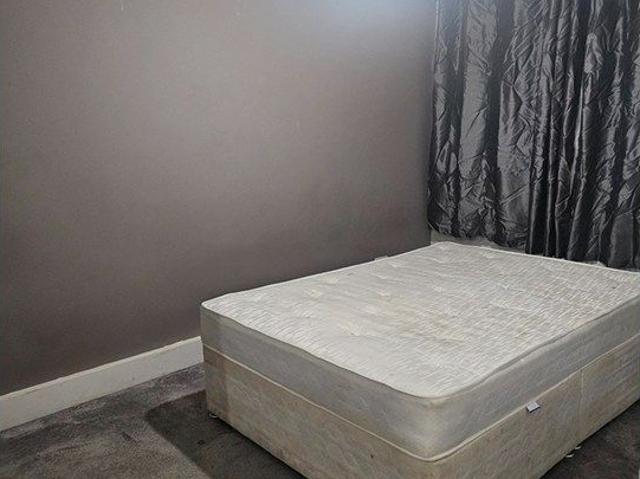 Solway Close, Hounslow TW4, 2 bed maisonette to rent, £1,950 pcm | PrimeLocation