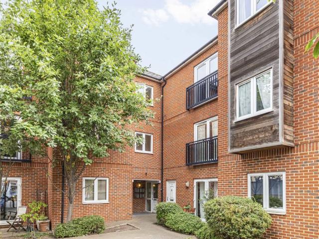 Solway Road, East Dulwich SE22, 2 bed flat to rent, £2,300 pcm | PrimeLocation