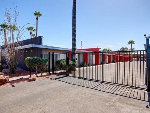 Sol at Christown Apartments 1 Bedroom Apartment for Rent at 1717 West Missouri Avenue, Phoenix, AZ 85015
