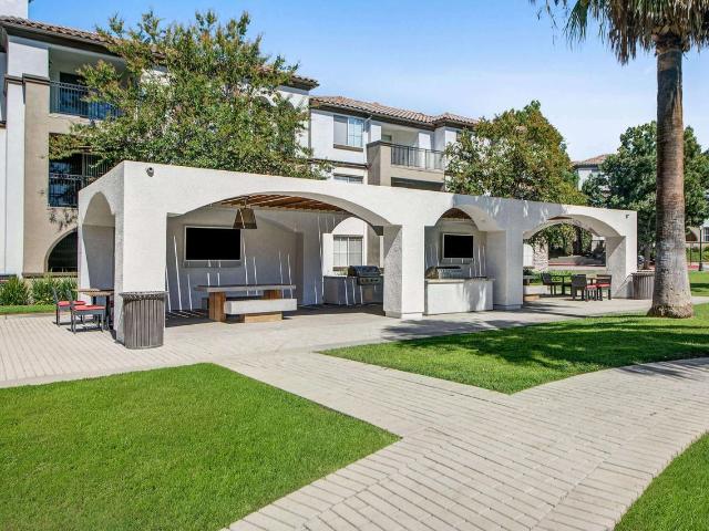 Solamonte Apartments 2 Bedroom Apartment for Rent at 9200 Milliken Ave, Rancho Cucamonga, CA 91730