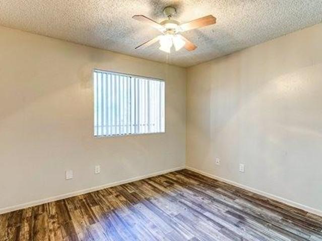 Solano Park Apartments 1 Bedroom Apartment for Rent at 5350 North 17th Avenue, Phoenix, AZ 85015