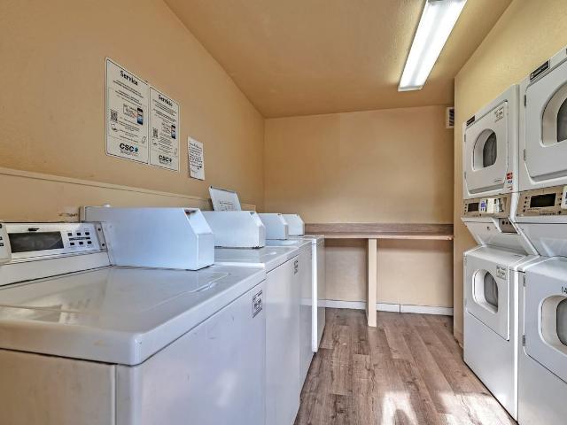 Solano Park Apartments 2 Bedroom Apartment for Rent at 5350 North 17th Avenue, Phoenix, AZ 85015