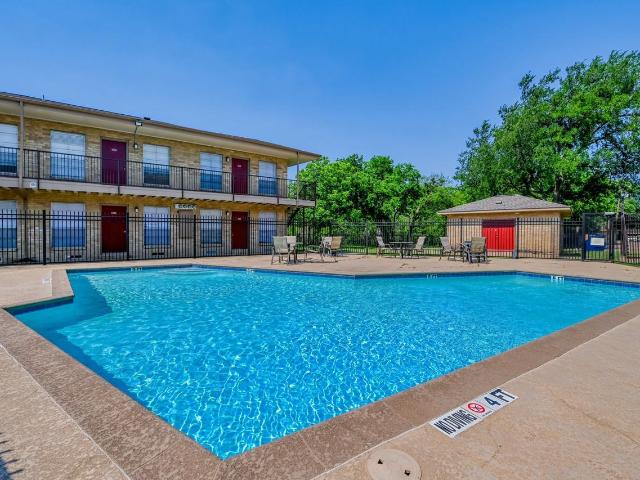 Solana 2 Bedroom Apartment for Rent at 3100 W Walnut St, Garland, TX 75042