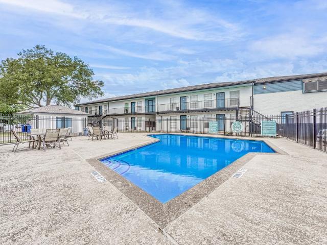 Solana 2 Bedroom Apartment for Rent at 3100 W Walnut St, Garland, TX 75042