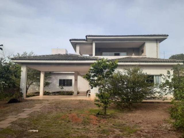 SOLAR DE BRASILIA 2 3 QUARTOS 2 SUITES LOTE 740 M² AREA CONSTRUIDA 375