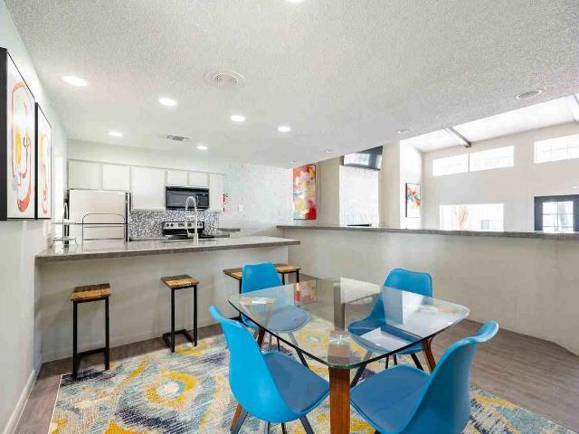 Solara Apartment Homes 2 Bedroom Apartment for Rent at 11710 Parliament St, San Antonio, TX 78213