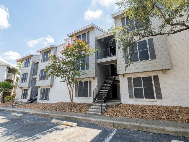 Solara Apartment Homes 2 Bedroom Apartment for Rent at 11710 Parliament St, San Antonio, TX 78213
