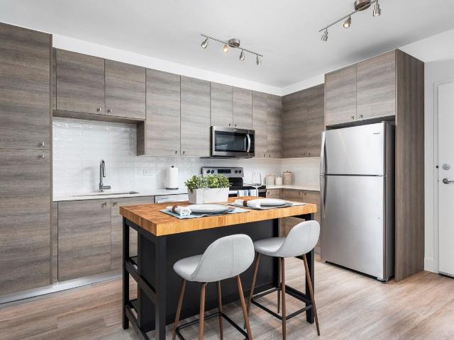 SoLe Mia Rentals 1 Bedroom Apartment for Rent at 2321 Laguna Cir, North Miami, FL 33181 Biscayne Landing