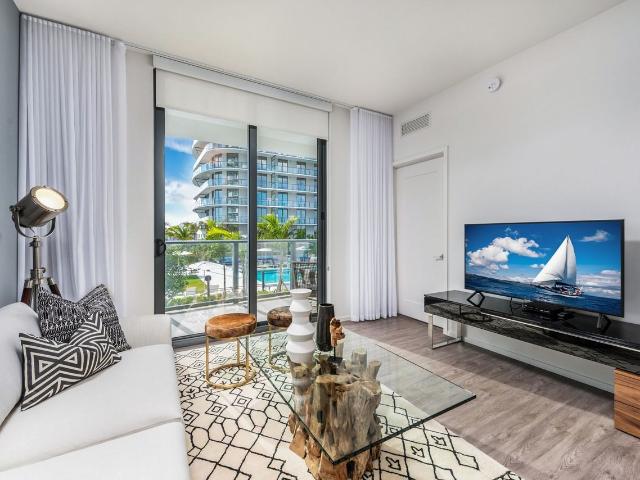 SoLe Mia Rentals 1 Bedroom Apartment for Rent at 2321 Laguna Cir, North Miami, FL 33181 Biscayne Landing