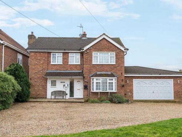 Sole Farm Road, Bookham, 4 Bedroom Detached