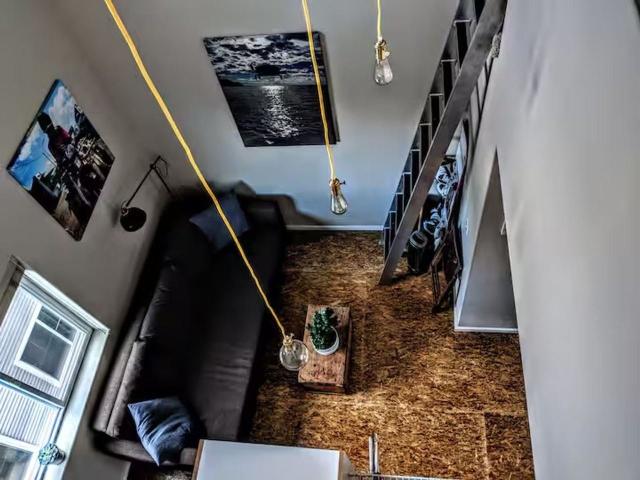 Soleil Apartments Studio Apartment for Rent at 315 10th Ave, Seattle, WA 98122 First Hill
